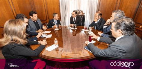 Se Reúne Kuri Con Integrantes De La Mesa Directiva De La Lx Legislatura