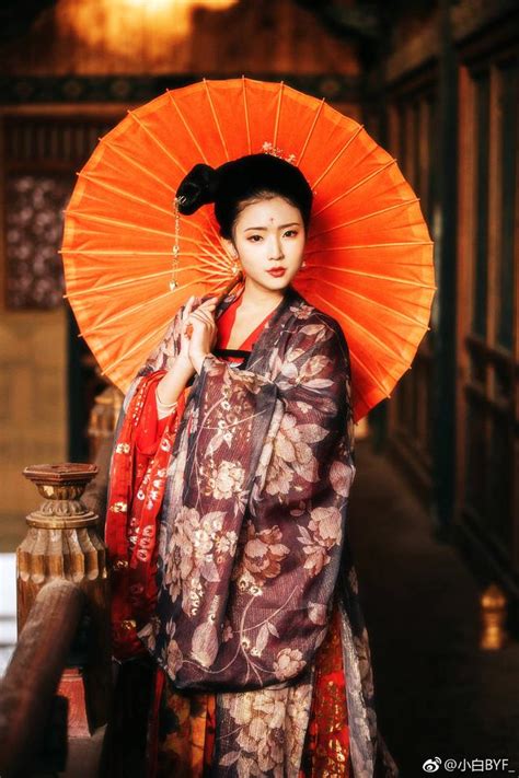 漢服 冬去春來寒暑幾更 情深一寸傷多一分 每日頭條