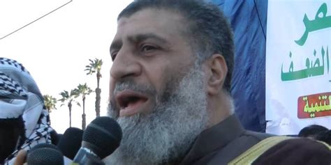 خناقة على زعامة الهاربين هكذا فضح عاصم عبد الماجد الإخوان للحصول على