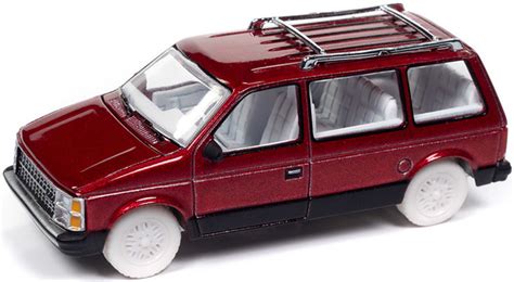 Auto World 1985 Dodge Caravan