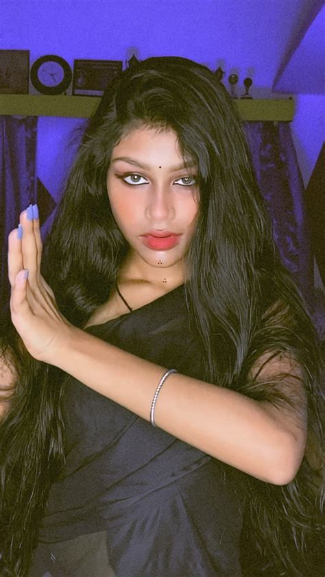 Sneha Dey 🥀 Snehadeyofficial • Instagram Photos And Videos