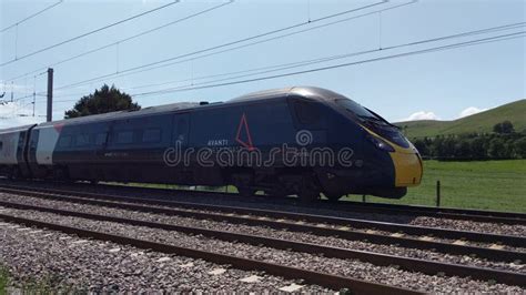 Class 390 Pendolino Editorial Stock Image Image Of Wheel 190170544