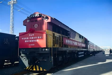 新疆葡萄输往曼谷 新疆开行首趟中老铁路国际冷链货运班列 亚洲水果