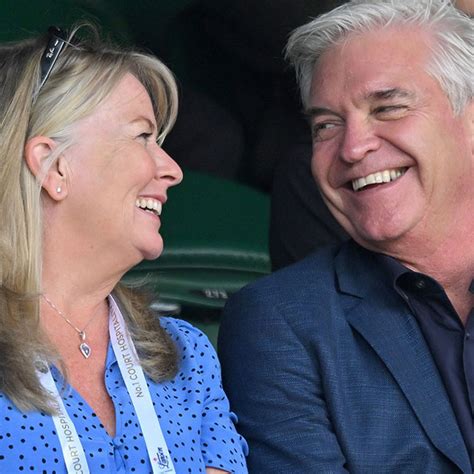 Stephanie Schofields Instagram Twitter And Facebook On Idcrawl