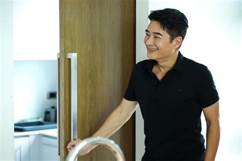 Photo Gallery ได้เวลาตีท้ายครัว “ก้อง สหรัฐ” ฉายา “สามีแห่งชาติ”