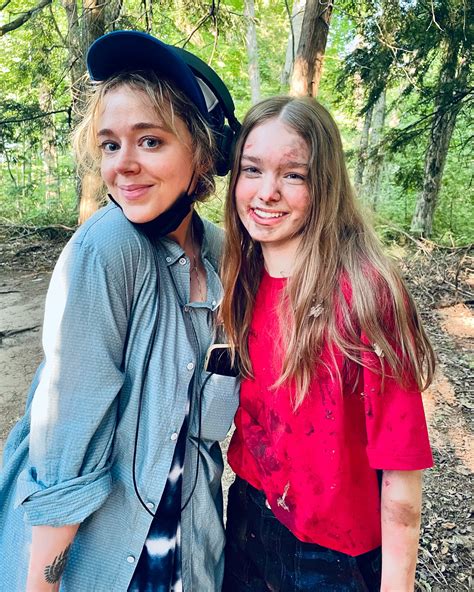 Summer Howell Summerhhowell • Instagram Photos And Videos