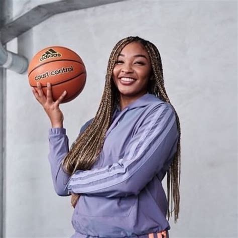 𝙈𝙤𝙣𝙞𝙘𝙖 𝙊𝙠𝙤𝙮𝙚 オコエ桃仁花 Monicaokoye • Threads Say More