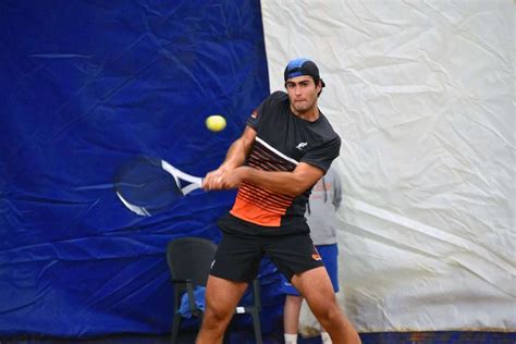 Tennis Serie A2 Primo Stop Per Il V Team A Lecce Vince Il Ct Mario Stasi