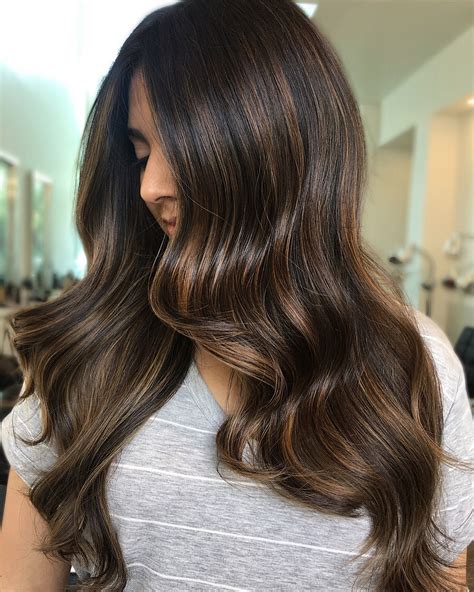 20 Way To Wear Dark Hair With Highlights This Spring And Summer