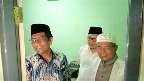 Mahfud Md Nginep Di Pesantren Nurul Qarnain Ingatan Saya Kembali