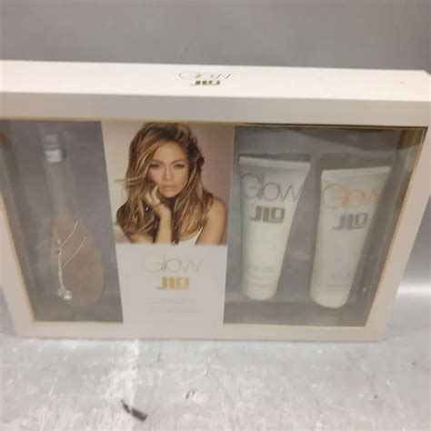 Lot 1949 Boxed Glow By Jlo Eau De Toilette Body Lotion And Shower Gel