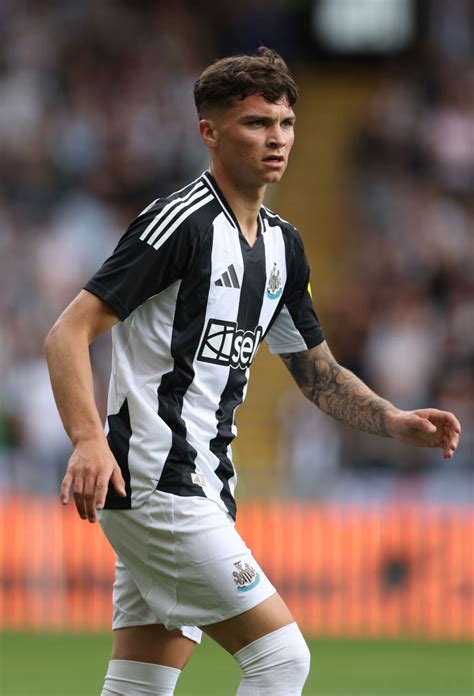 Newcastle United Midfielder Frustrated After Being Ruled Out For Six