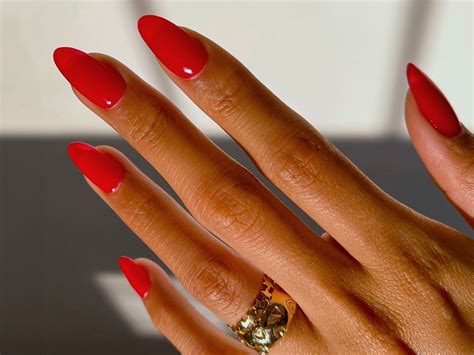 Winter 2025 Nail Trends Oakley Thatcher