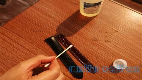 软质pvc用什么胶水粘接请用汇瑞强度达破材级的软质pvc胶水