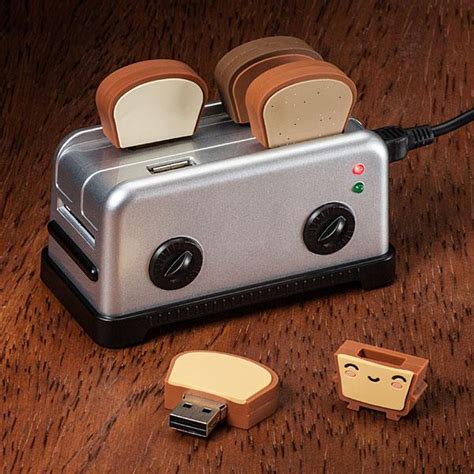 Toaster Shaped Usb Hub And Usb Flash Drives Gadgetsin