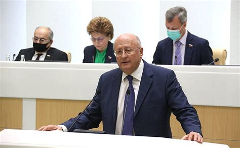 А Гинцбург рассказал о разработке и производстве вакцины от Covid 19