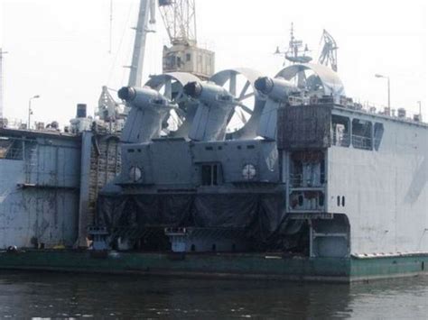Zubr Class Hovercraft 12thblog