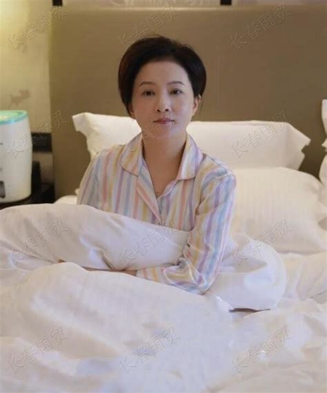 “小婉君”金铭素颜近照曝光，容颜形象变化大，43岁仍单身未嫁凤凰网