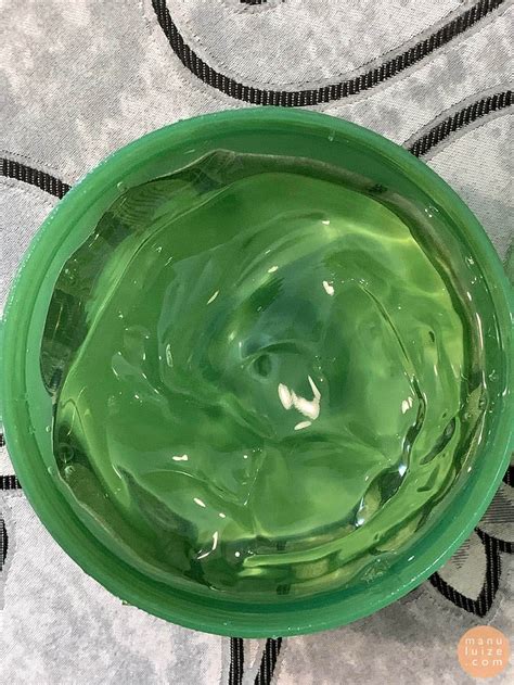Soothing gel Aloe Vera by SNP (Review)