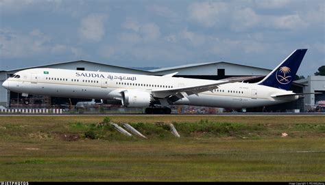 HZ-AR24 | Boeing 787-10 Dreamliner | Saudi Arabian Airlines | Yubo Wang ...