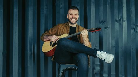 what s the difference between qa analysts vs qa testers