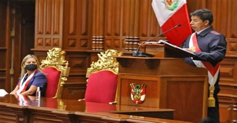 Permanente Incapacidad Moral Oposición Parlamentaria Peruana Presenta