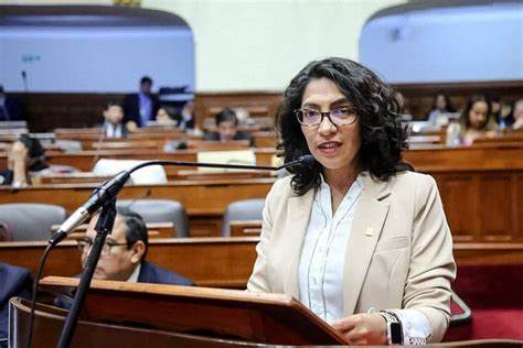 Ministra Urteaga Gabinete Recibe Voto De Confianza Con Humildad