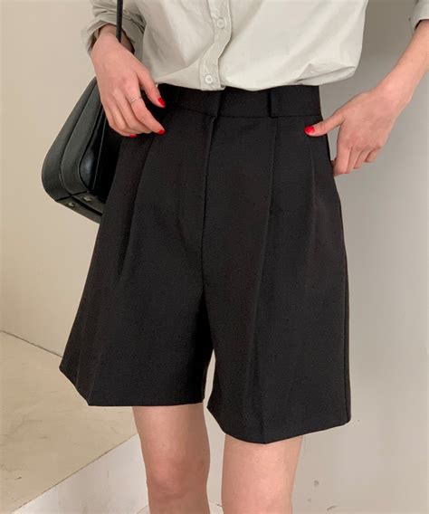 로잉 하이웨스트 와이드 핀턱 하프 버뮤다 5부 슬랙스 반바지 팬츠