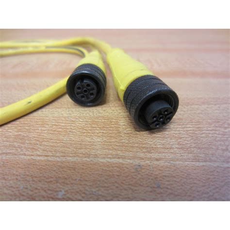 Brad Connectivity 1200680250 Change Splitter 884F30K05M05M03 New No