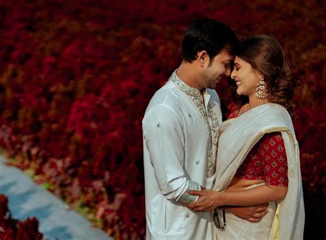 বিয়ের ৪ বছর পর প্রথম বিবাহবার্ষিকী শাওন টয়ার