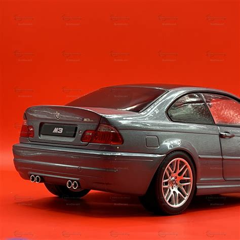 Bmw E46 Csl 118 Modellauto Von Norev Modelissimo Modelly