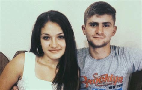 Коли я збиралася виходити заміж моя мати мене відмовляла Вона була не