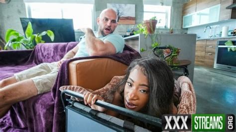 Dontbreakme Mini Stallion Big Things Cum In A Mini