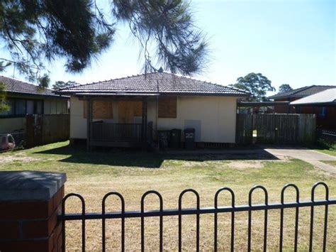 Real Estate For Sale 22 Blackwood Crescent Macquarie Fields Nsw