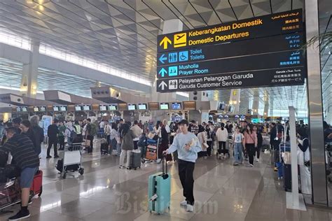Puncak Arus Mudik AirNav Layani 1 258 Penerbangan Di Bandara Soekarno