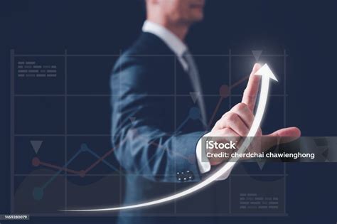 이익 증가 비즈니스 성장의 개념 목표 비즈니스 성공 전략 차트 목표 또는 창조적 성장 화살표 달성 다이어그램 프레젠테이션 개발 배경에 대한 재무 마케팅 그래프 개념에 대한