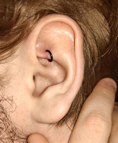 Ear Scrolller