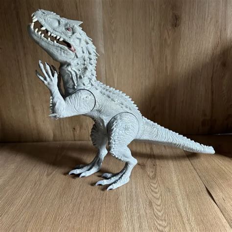 Jurassic World Indominus Rex Dinosaur Chomping Sounds Working 2014 £26