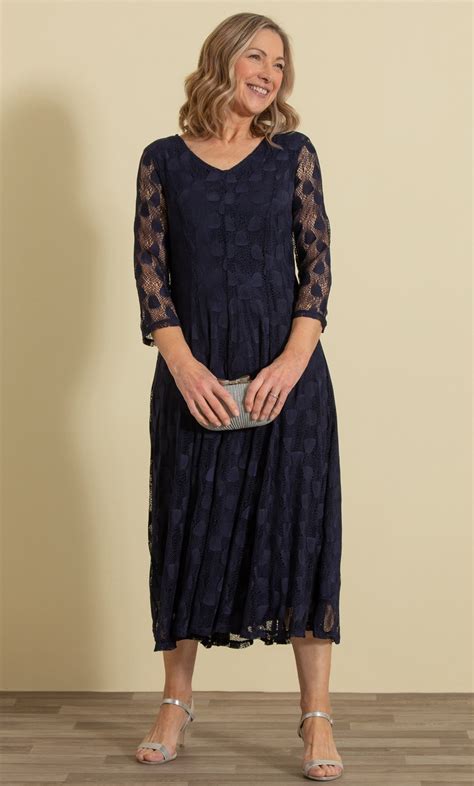 Anna Rose Panelled Lace Midi Dress In Blue Klass