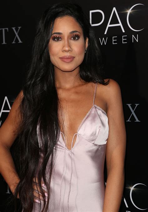 Lexi Noel At The Space Between Us Premiere In Los Angeles Hawtcelebs