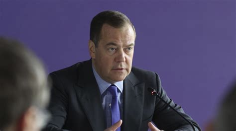 უკრაინის უსაფრთხოების სამსახურმა დმიტრი მედვედევი ძებნილთა სიაში შეიყვანა