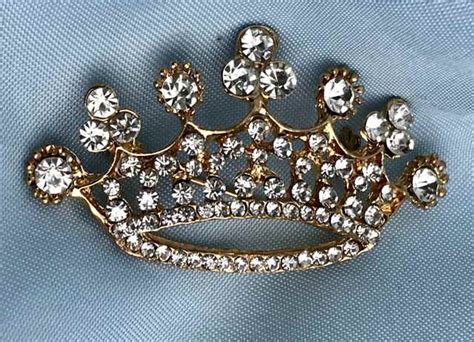 Crown Rhinestone Gold Brooch Pin Crowndesigners