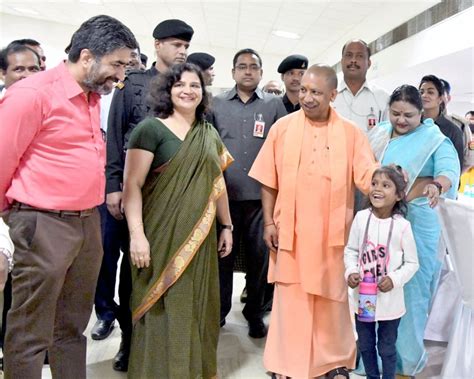 Upcm पोषण अभियान और सुपोषण स्वास्थ्य मेले का दीप प्रज्ज्वलित कर