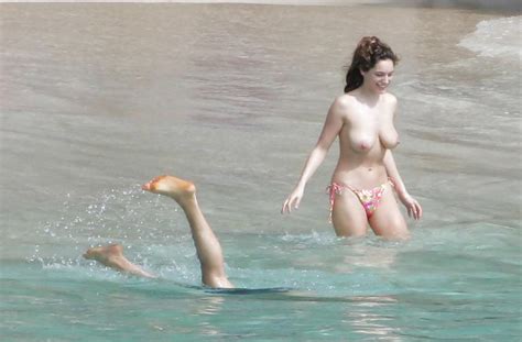 Nude Celebrities Porn Pictures Xxx Photos Sex Images 399263 Pictoa