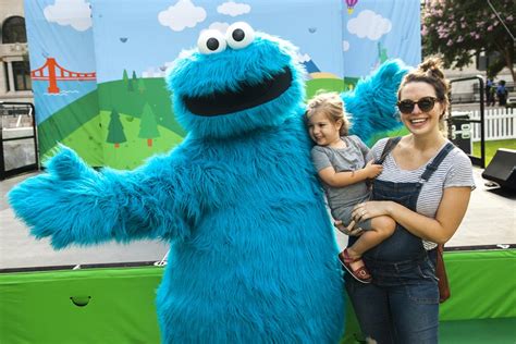 Sesame Street Social And Emotional Growth Activities Kera Learn