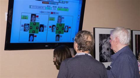 Jugar Al Bridge Una De Las Claves De Bill Gates Para Fortalecer La