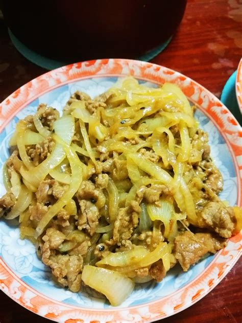 【洋葱炒牛肉的做法步骤图，洋葱炒牛肉怎么做好吃】希好妈妈下厨房