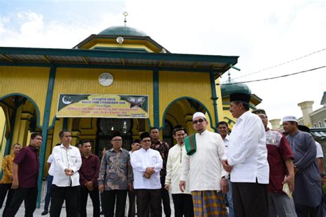 Pks Habib Salim Kunjungi Istana Kesultanan Siak Sri Inderapura