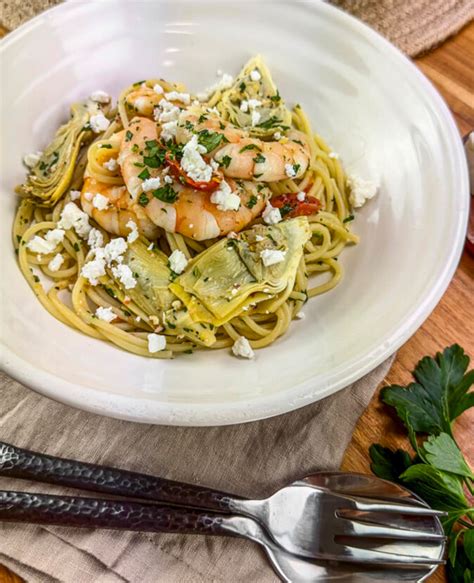 Mediterranean Shrimp Pasta In 30 Minutes Ranas Recipe