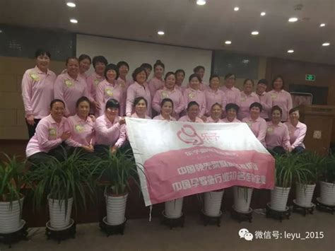 如何安排0 12个月宝宝们的吃奶，睡觉，辅食时间？